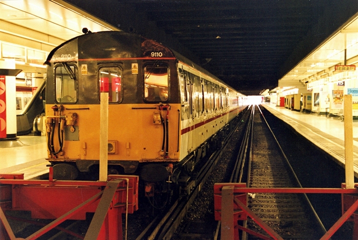 Class 489: Gatwick Luggage Van